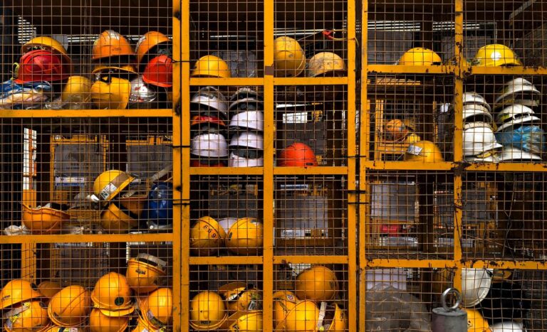 Essential Guide to Construction Hard Hat Color Meaning in the EU