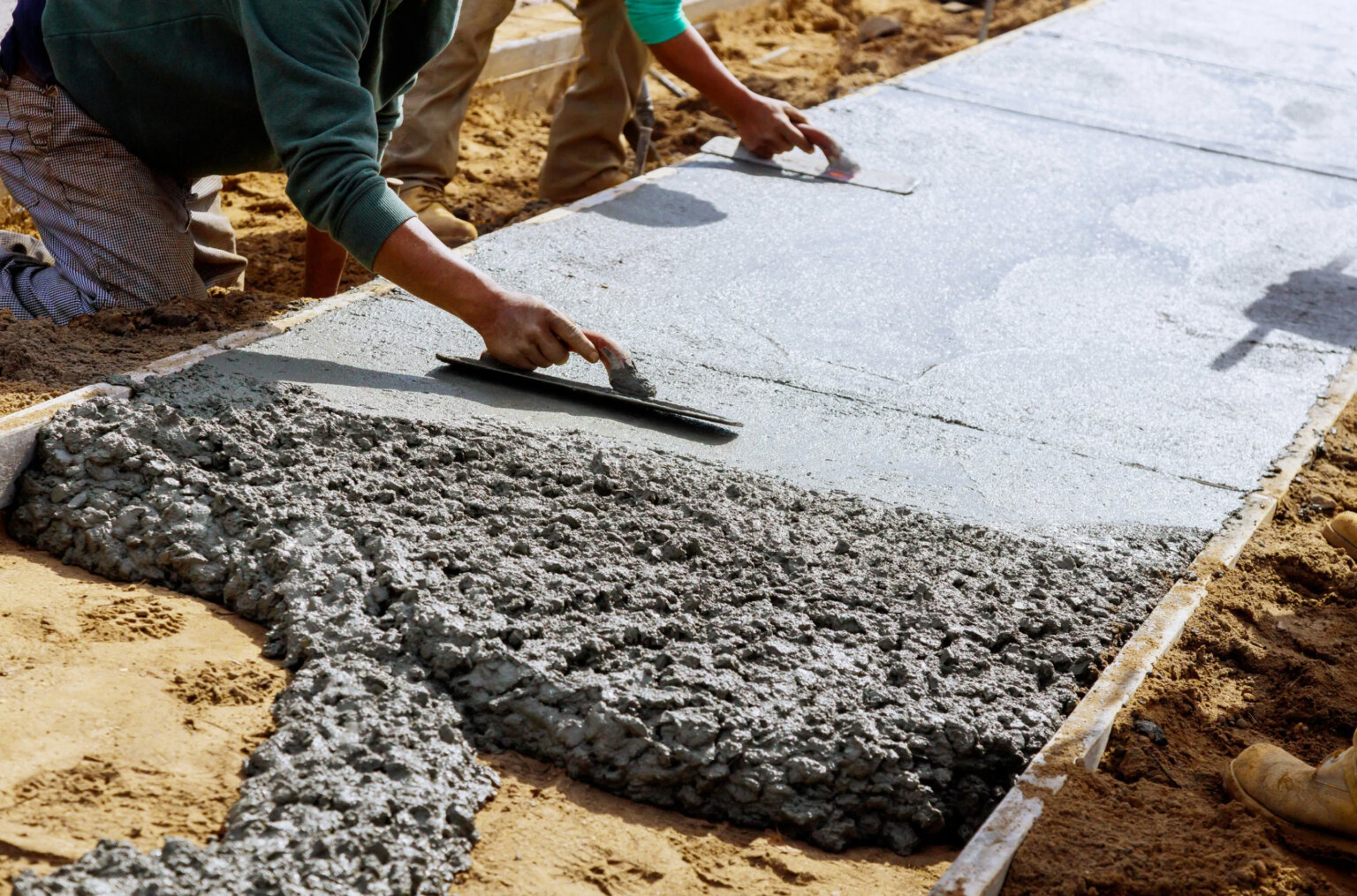 Concrete Calculator [Free] – Estimate Volume, Bags, and Cost